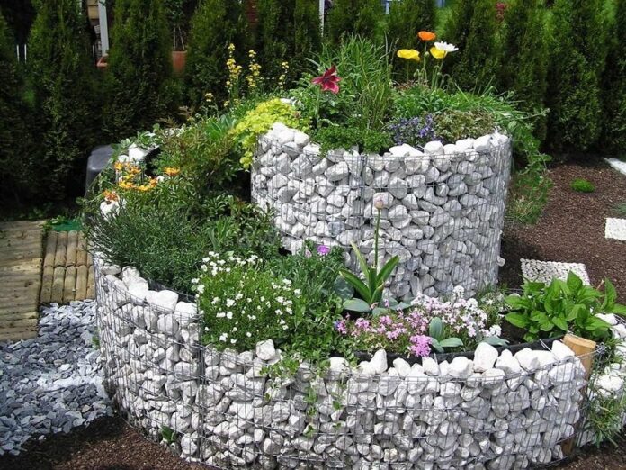 30 εντυπωσιακά diy παρτέρια από πέτρες για τον κήπο μας - Tospitakimou.gr